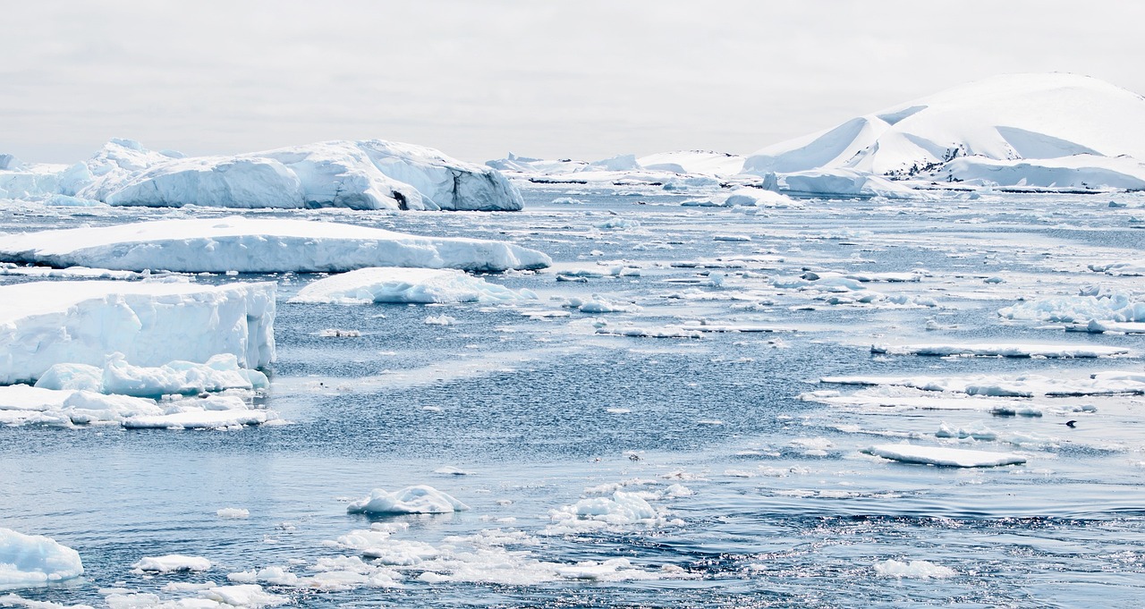 Scientists propose a plan to refreeze the North and South Poles
