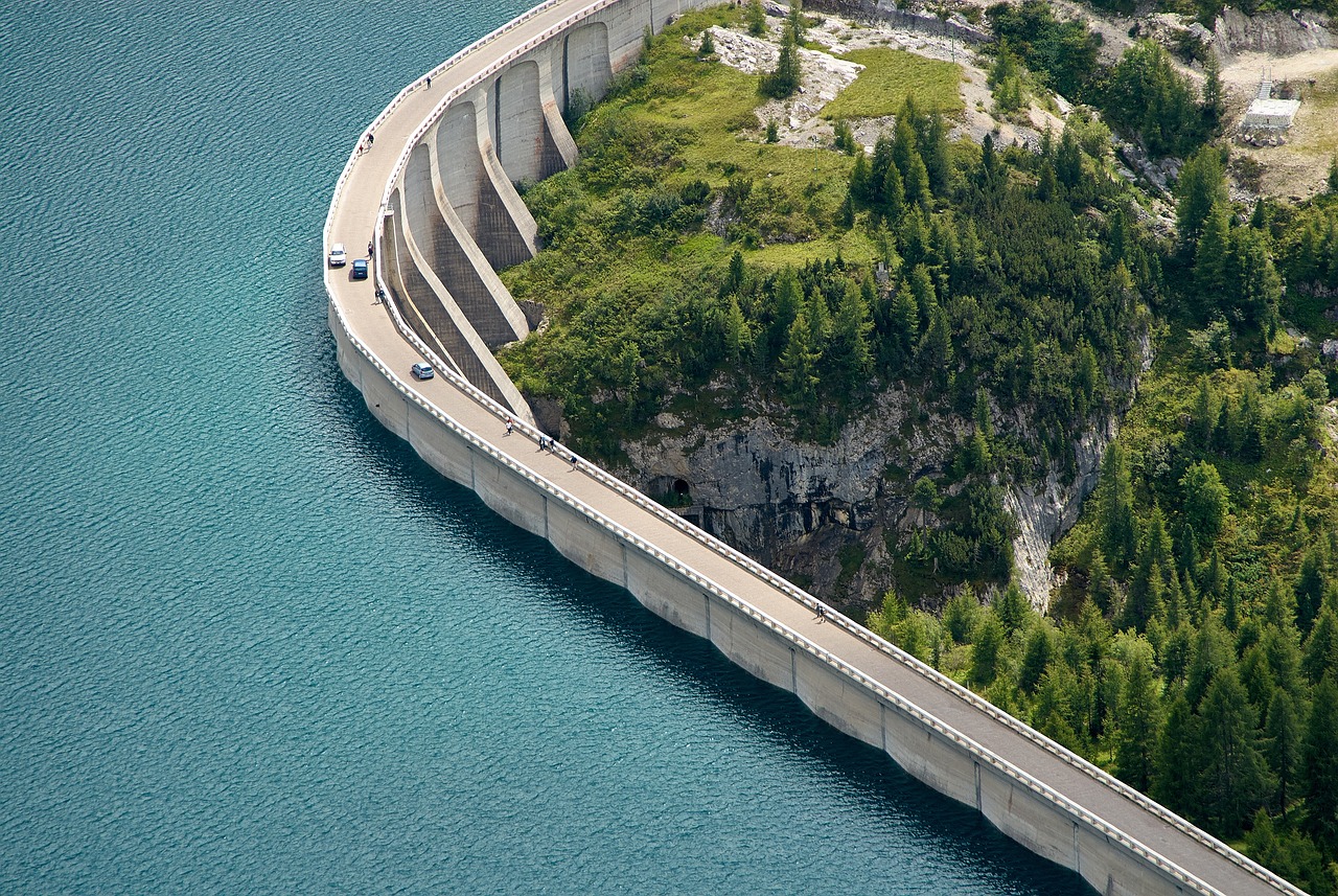 Hydroelectric energy: advantages and disadvantages