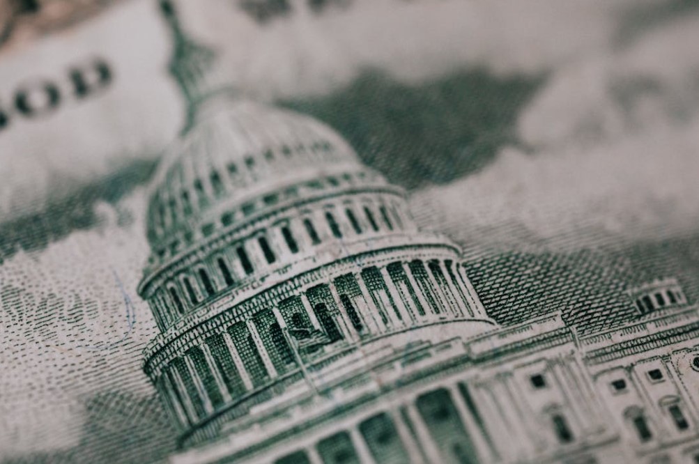 Goodbye to the dollar for international trade?