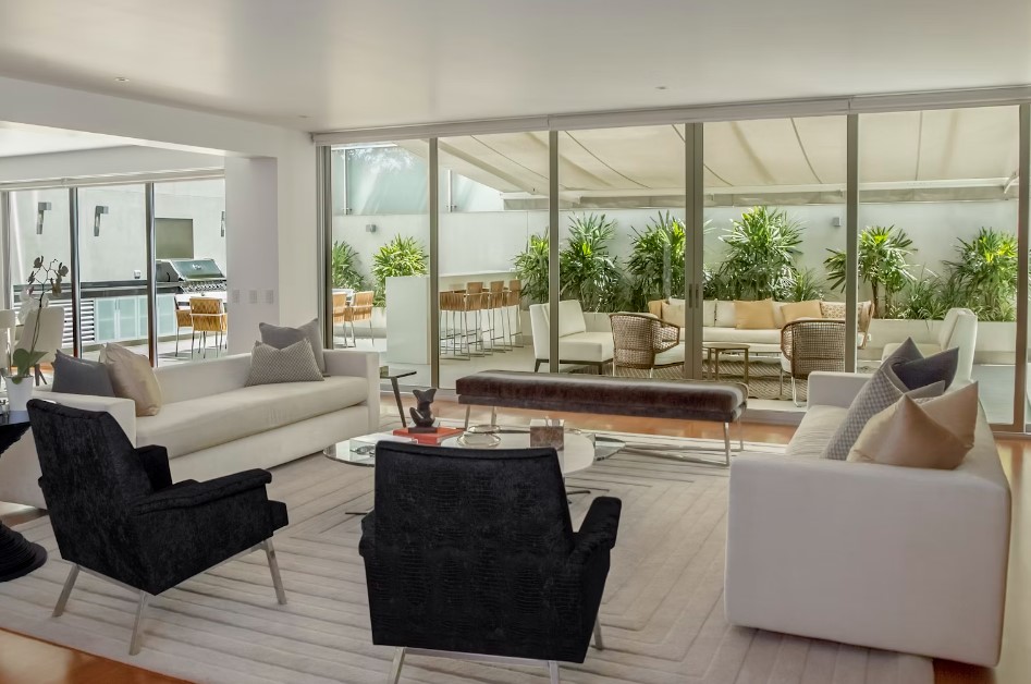 Tips for cooling your home naturally without air conditioning